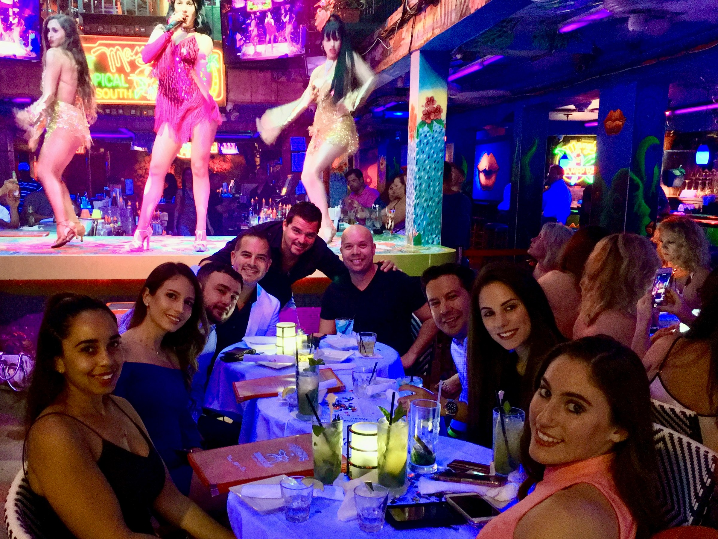 Sip & Salsa Lessons Night. Best things to do in Miami | Salsa Mia